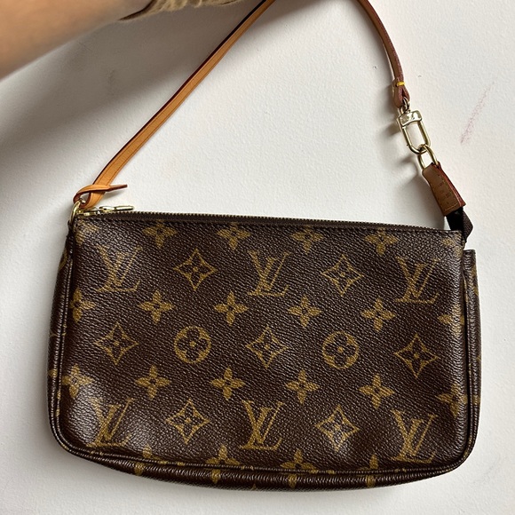 Louis Vuitton | Bags | Lv Pochette Bag | Poshmark